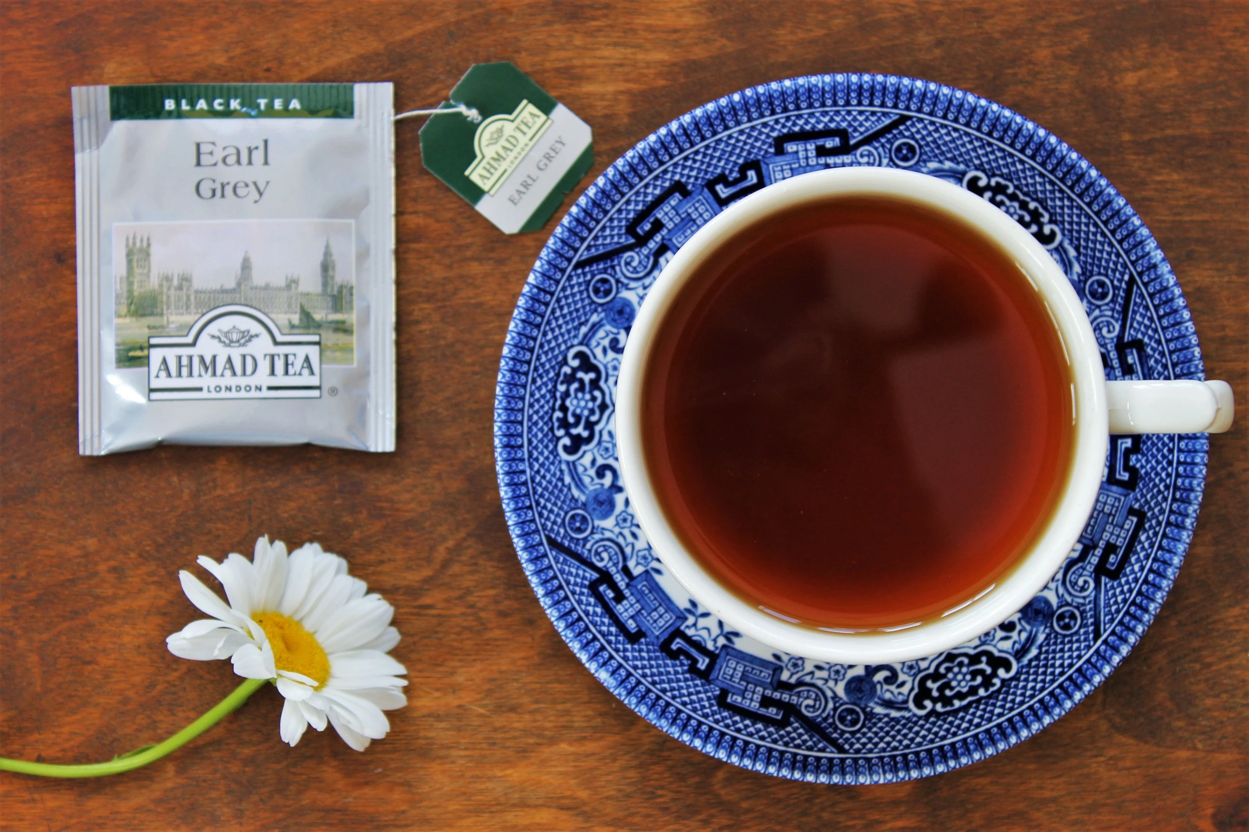 Ahmad Tea Earl Grey Tea Review | Izzy's Corner at IW