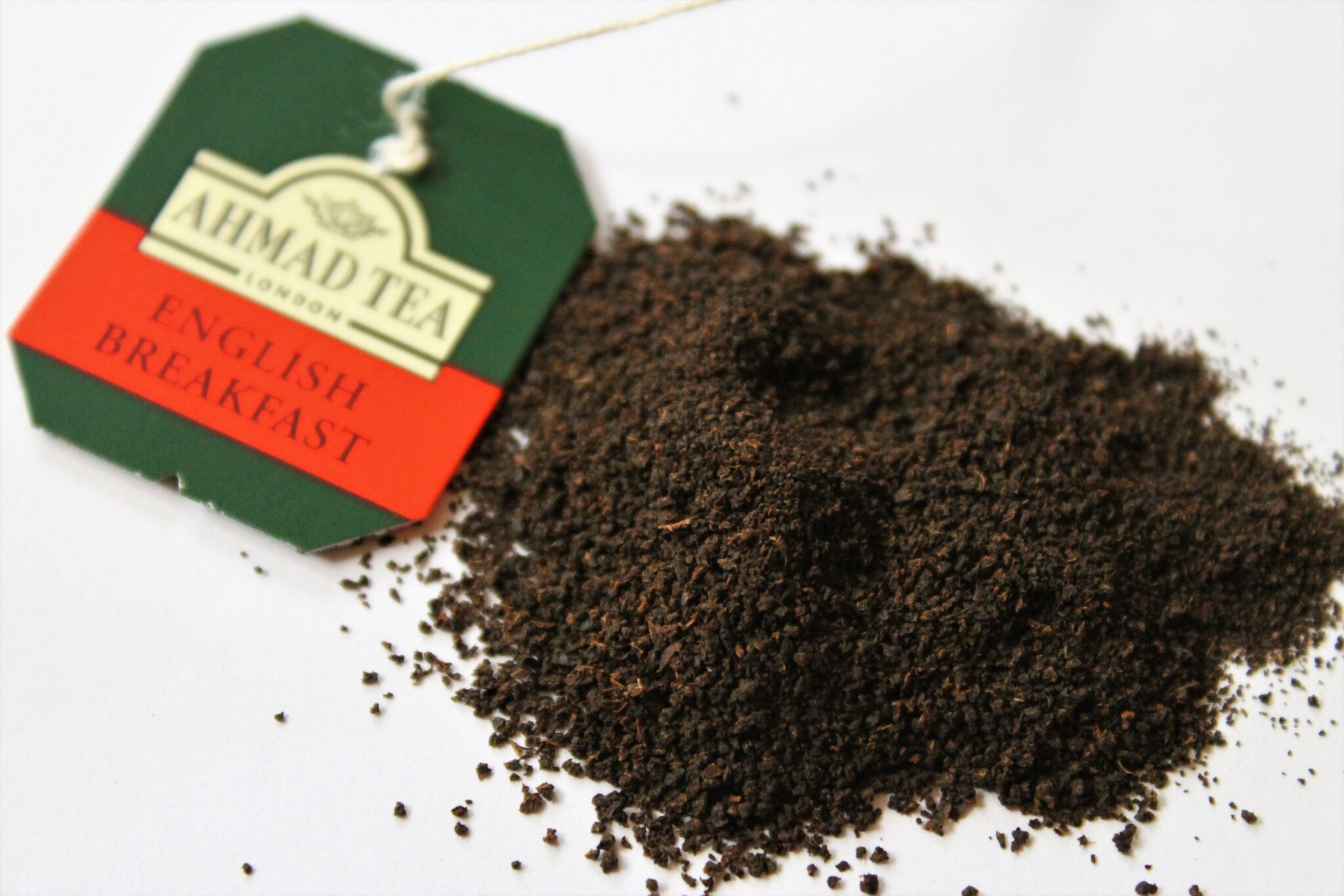 Ahmad English Breakfast Tea Review - Should You Try It? | IW Blog