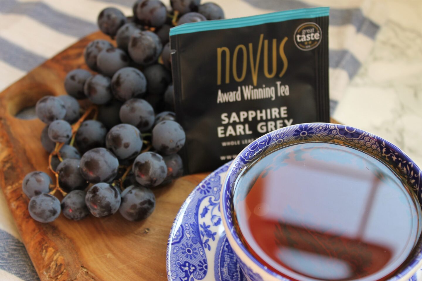 Novus Sapphire Earl Grey Tea Review | Izzy’s Corner at IW
